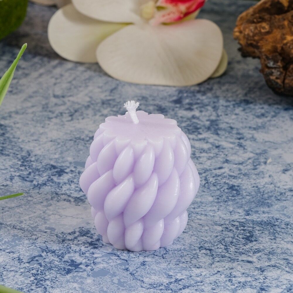 Knitted Shaped Candle - Myros